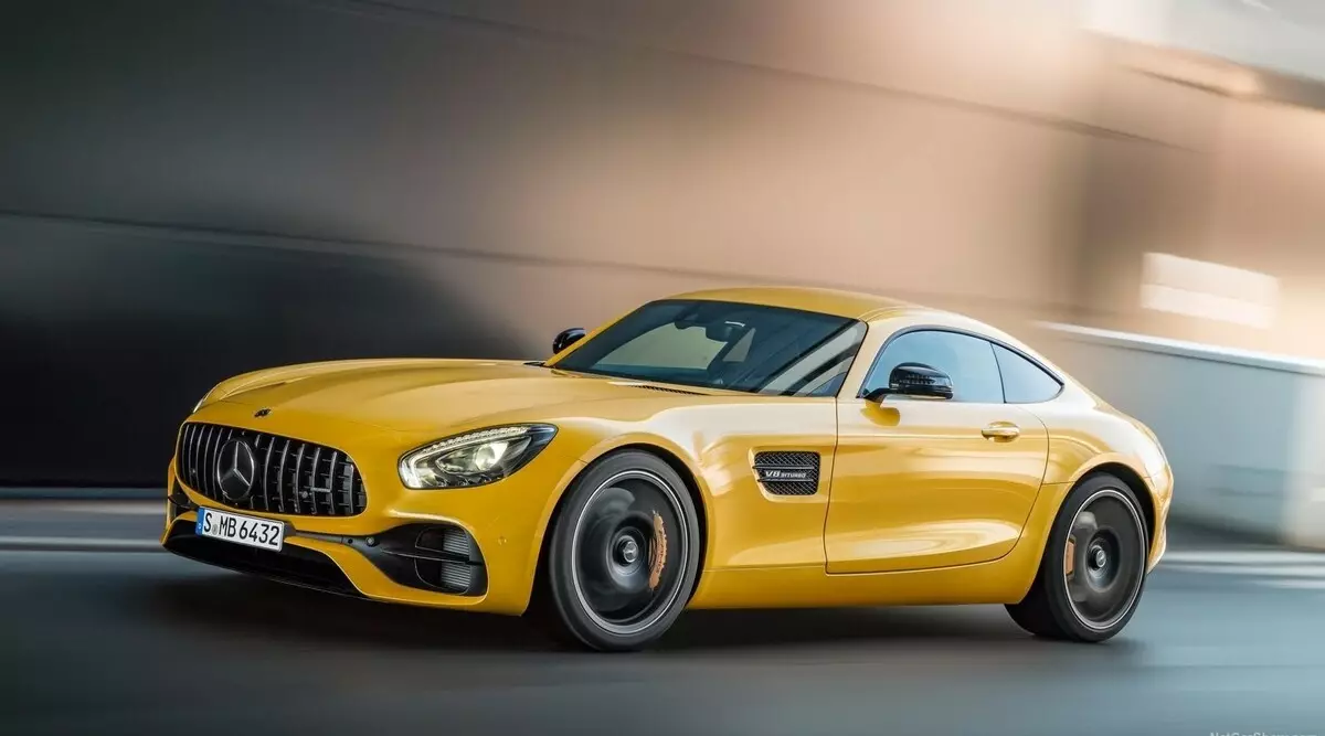 Mercedes-AMG ṣe ayẹyẹ ọdun 50th ṣe ayẹyẹ ọdun 50th pẹlu idapọmọra AMG GT 32000_4