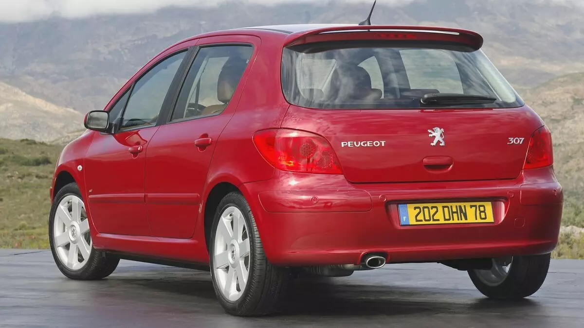 Suratda: Peugeotükleme Peugeot 307 5-nji gaplamak '2005-08
