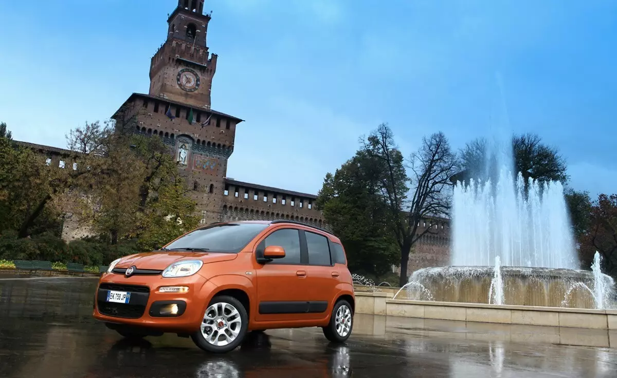 Priljubljenost Fiata v Italiji ne pušča možnosti konkurentom 32278_1