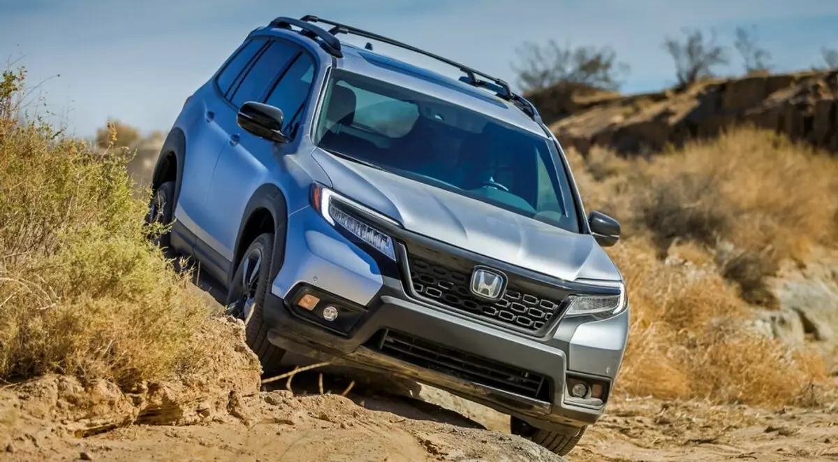 Crossover Honda Passport: Piloto 