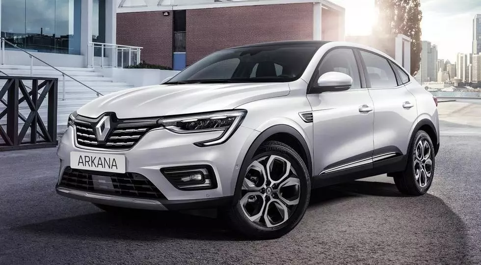 Renault Arkana din: Ji Ewrûpa hêsantir e, lê Richer Rûsya Rûsyayê Coupe 32454_8