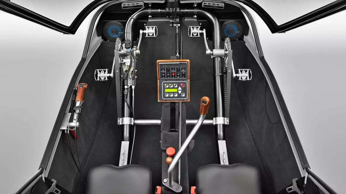 Twike 5 pedale hibrid - pentru iubitorii bogați transpirați la o viteză de 200 km / h 32509_4