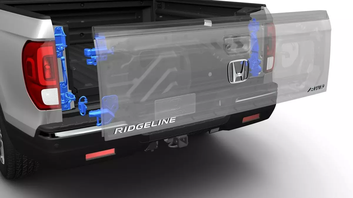 Honda Ridgeline: Pickup Market Offersider жаңа «Автоматты» жаңартылды және алды 32565_10