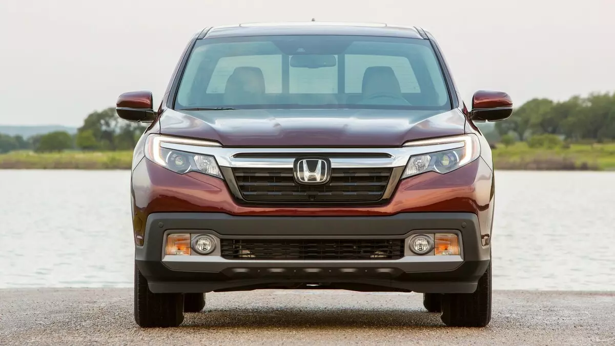 Honda Ridgeline: Pickup Market Offersider жаңа «Автоматты» жаңартылды және алды 32565_20