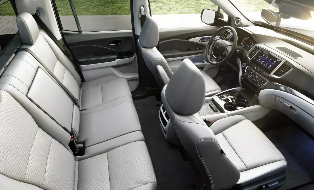 Honda Ridgeline: Pickup Market Offersider жаңа «Автоматты» жаңартылды және алды 32565_5