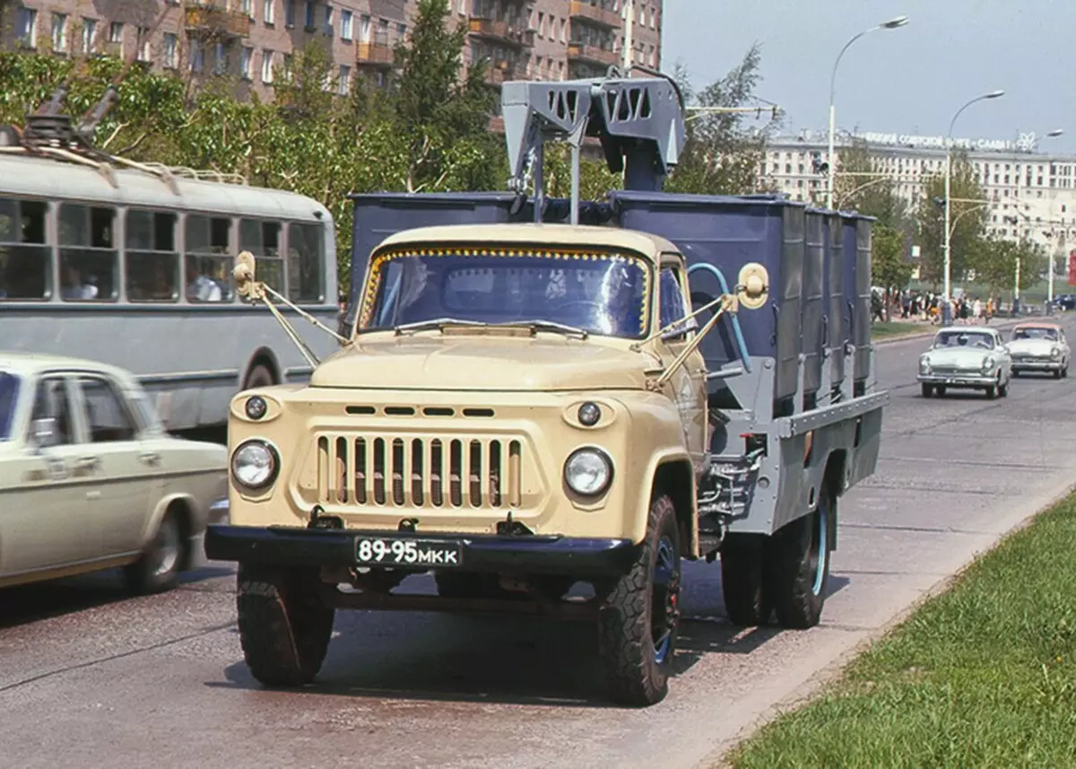 Ancient V8, li huma ppubblikati issa: ZMZ-13, Rolls-Royce L675, blokka żgħira Chevy u oħrajn 32590_4