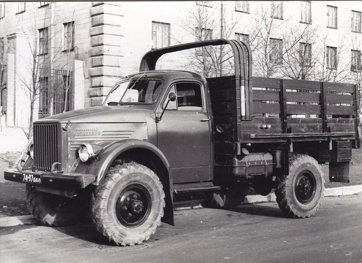 Jumi Juma. Ca și în URSS, în timpul războiului, a apărut Dodge 3/4, dar numai pe hârtie 32629_15