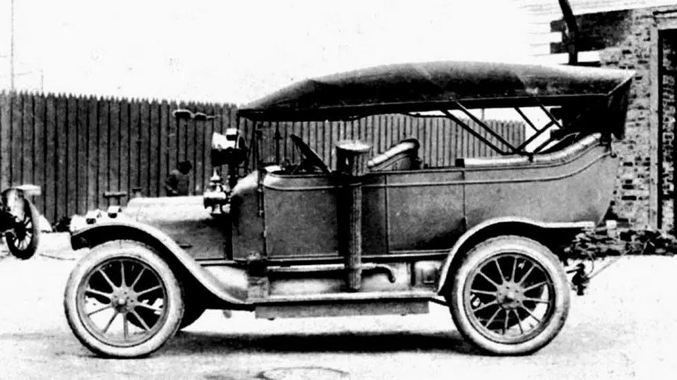 Isprva je bio kaos: prvi vojni automobili Tsarističke Rusije 32641_25