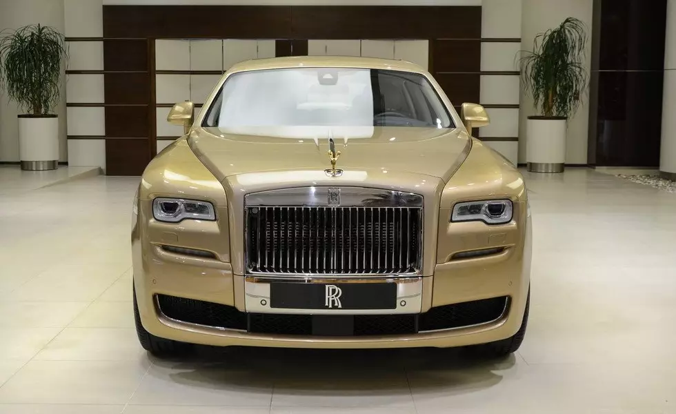 Rolls-Royce Ghost, Abu Dabi için en zengin versiyonu aldı 32657_2