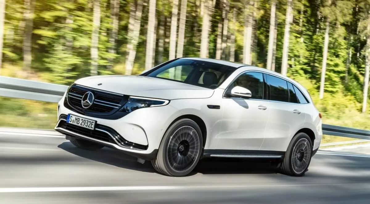 Electocrossor Mercedes-Benz EQC: İki Motor, 408 HP ve 5.1 saniye 