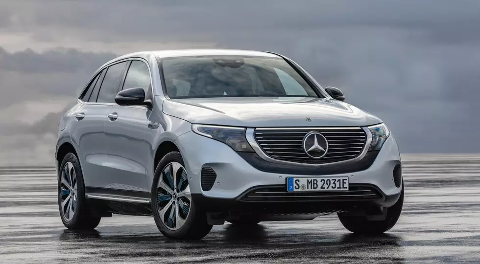 Electrocrossor Mercedes-Benz Eqc: De motè, 408 hp ak 5.1 segonn nan 