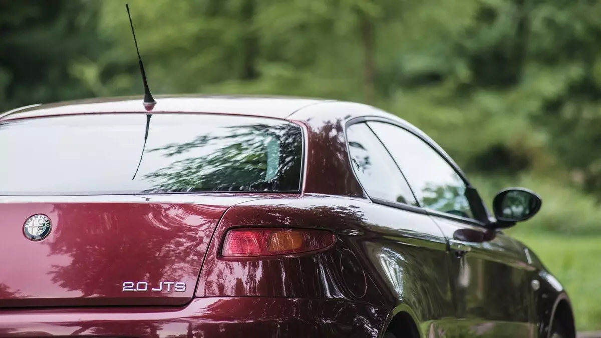 Højre venstre: Erfaring med ejerskab af Alfa Romeo GT 32959_15