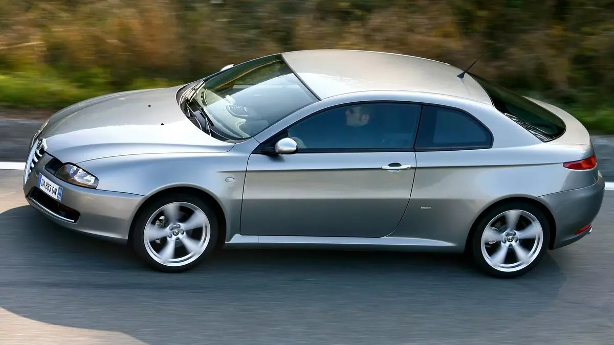 Լուսանկարում, Alfa Romeo GT Q2 '2006-2010