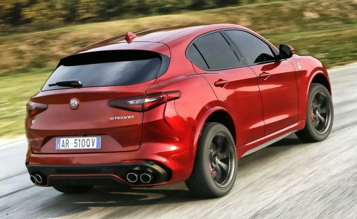 Alfa Romeo Stelvio Quadrifoglio