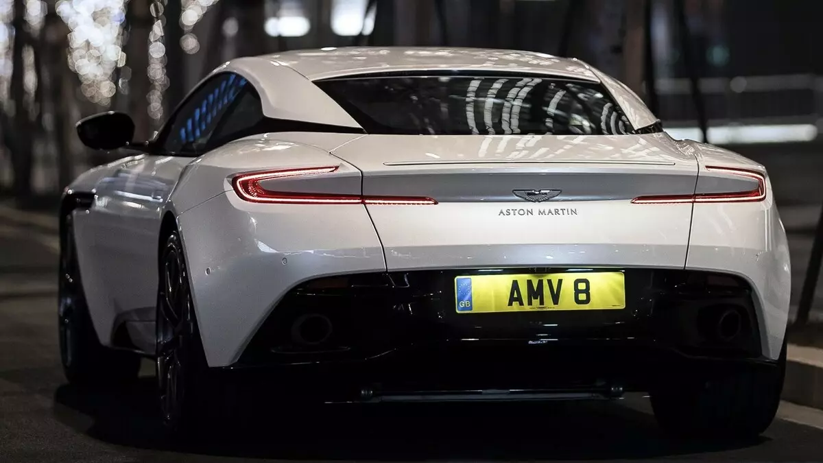 Aston Martin ha ricevuto un motore Mercedesiano 32989_9