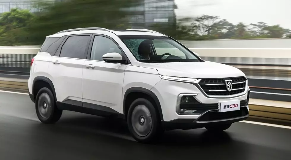 טווין חדש שברולט Captiva: דיזל מ פיאט ומולטימדיה, כמו לדה לאדה וסטה 33160_1