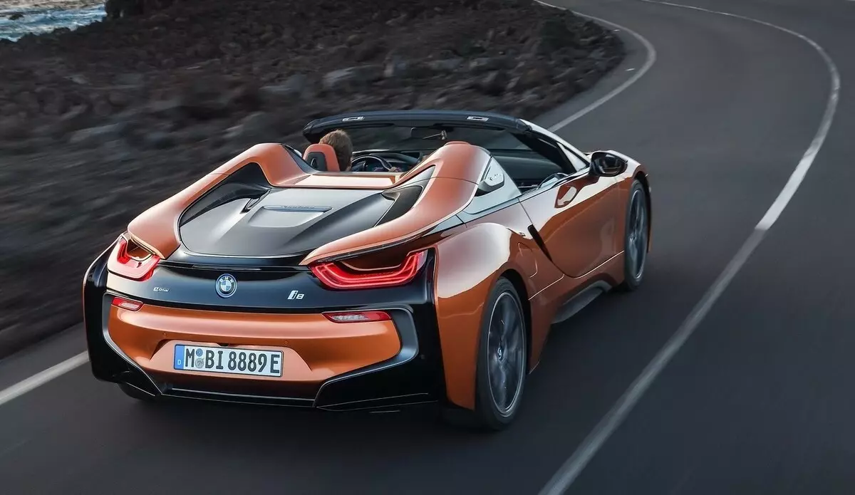 New BMW I8 Roundster ndi I8 Coupe amaimiridwa mwalamulo 33194_7