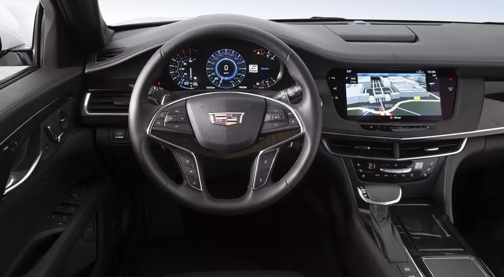 Cadillac은 유럽의 CT6 세단과 XT5 크로스 오버의 가격과 마감 시간이라고 불렀습니다. 33300_5