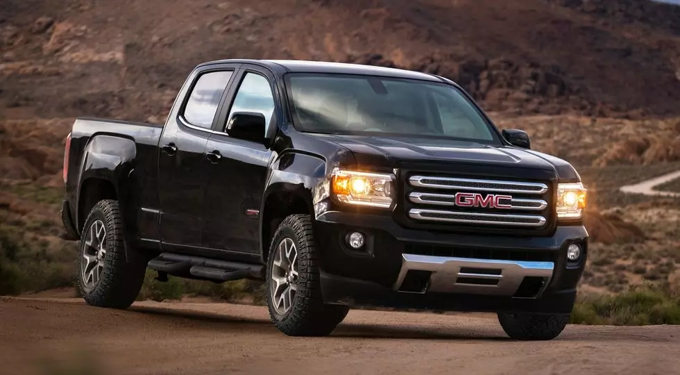 Na foto: GMC Canyon niile tere x