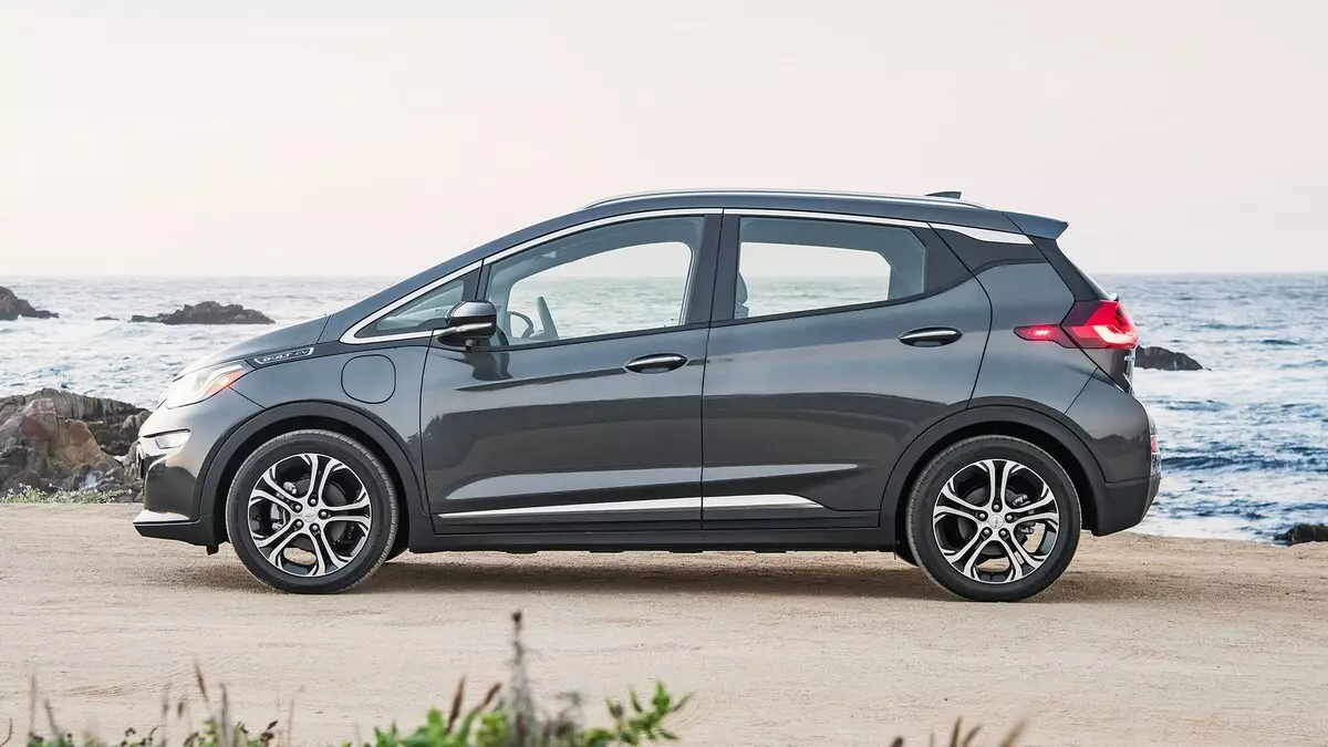 I-Conmpact Chevrolet Bolt edangele ochwepheshe bokuhlola 33384_3