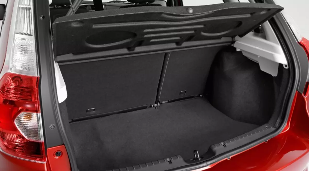 Hatchback Datsuni Mi-Do müügi algust oodatakse kahe nädala jooksul 3343_8