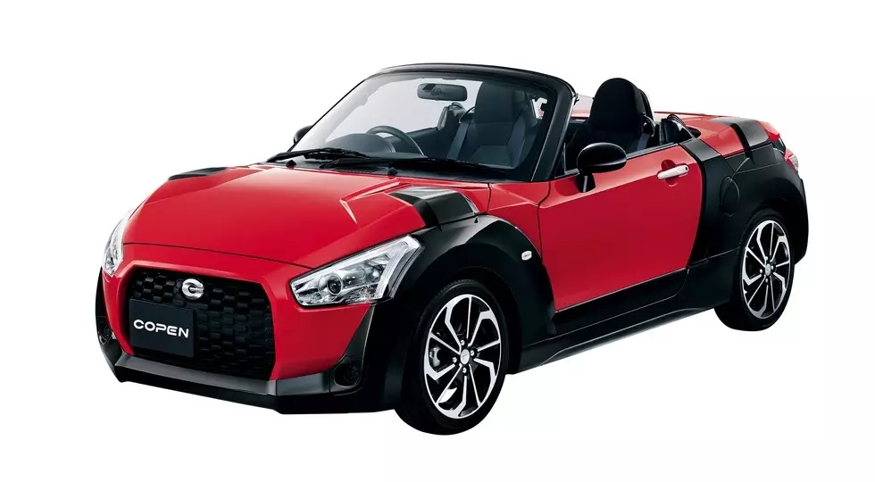 Tiny Roadster Daihatsu Mimicates Ubos sa 