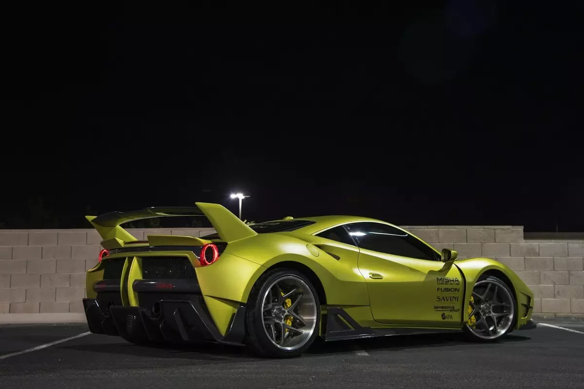 사진 : Misha Design Ferrari 488 GTB.