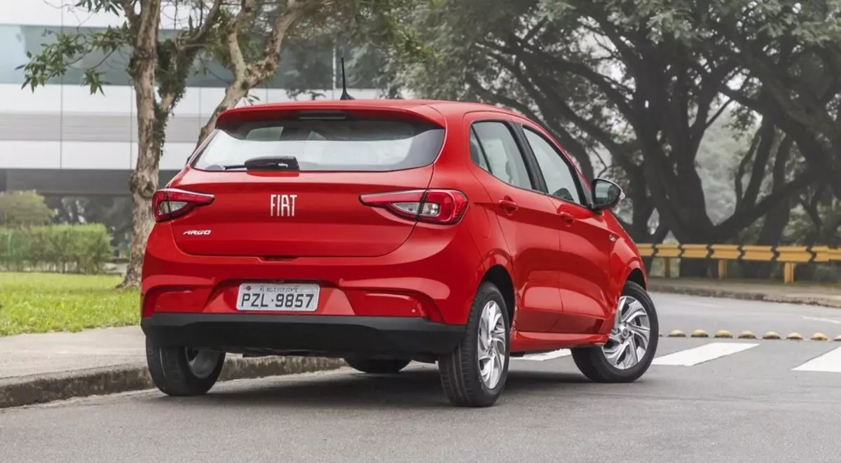 I le ata: Talosagaina FIT Orgo Hatchback