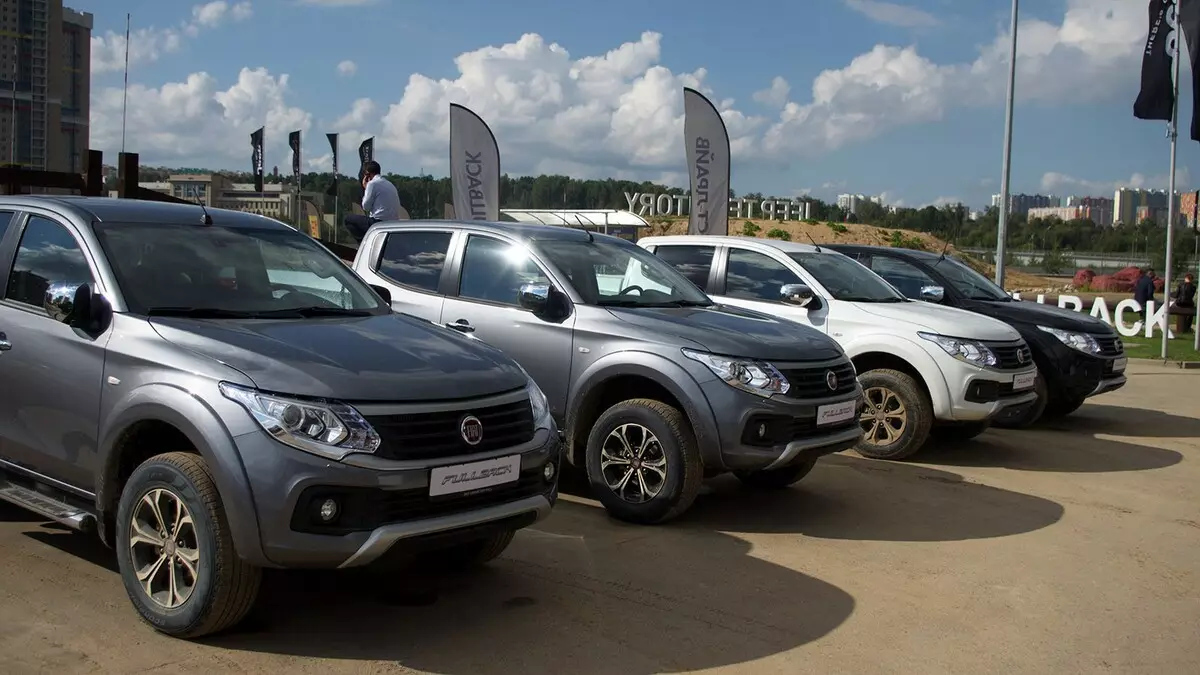 Picap Day: Fiat Fullback သည်ရုရှား၌ပထမဆုံးစမ်းသပ်မှုများပြုလုပ်ခဲ့သည် 33666_1