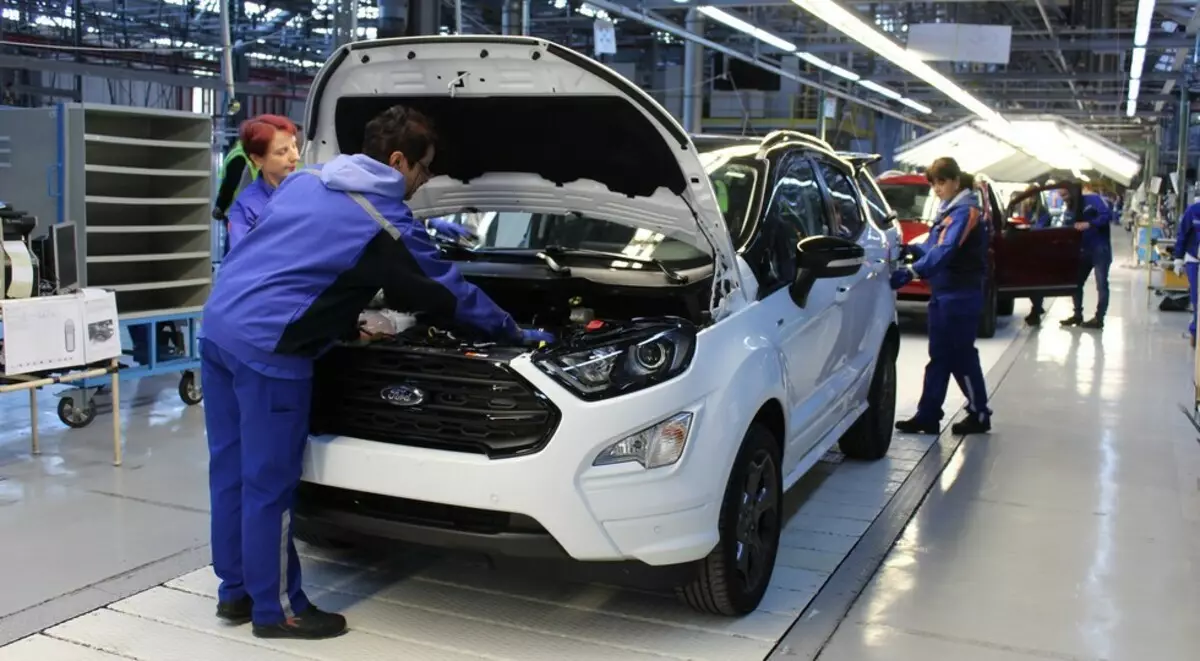 ევროპისათვის განახლებული Ford Ecosport- ის წარმოება დაიწყო 33708_2