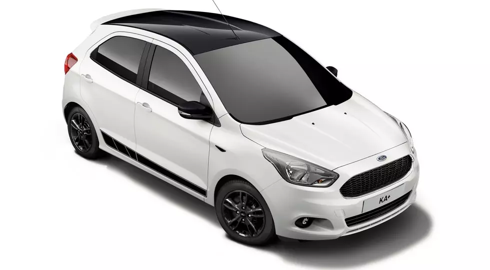 Europeans available new version of the compact hatch Ford 33745_1