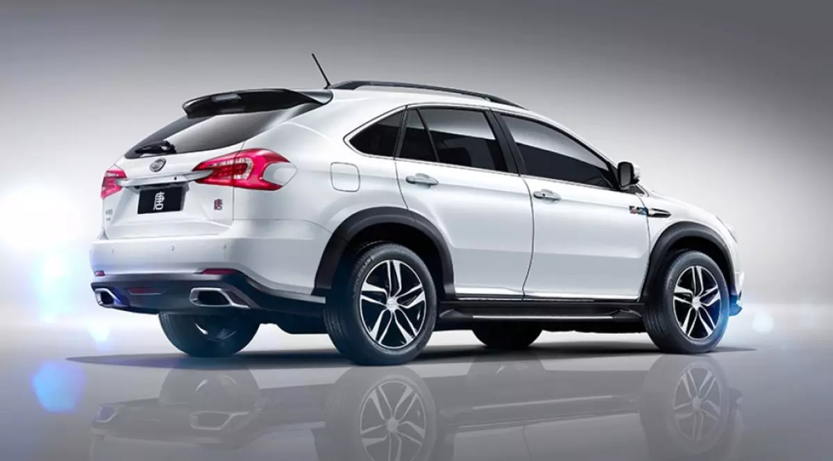 Hybrid Crossover Byd Tang s'est avéré plus rapide Porsche Cayenne Turbo 3374_4