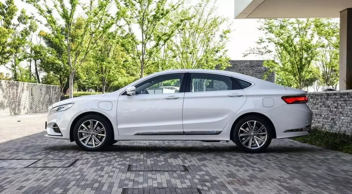 Nuotraukoje: Geely Borui GE