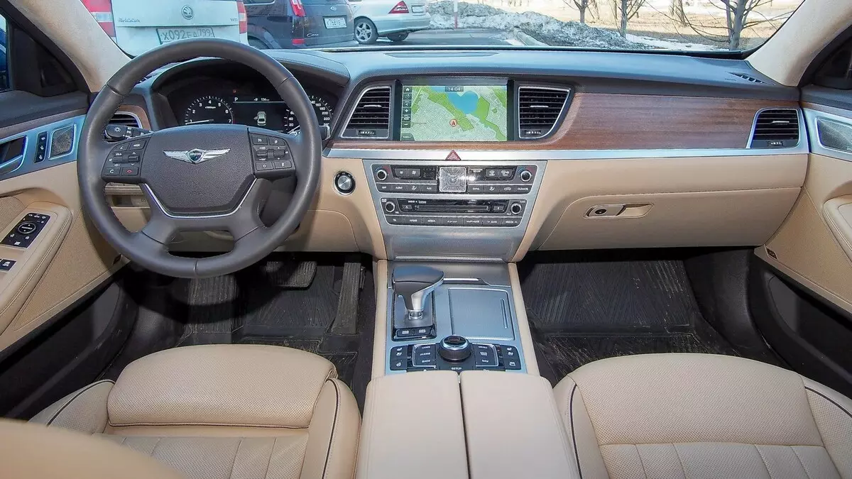 Purhana interior Genesis G80