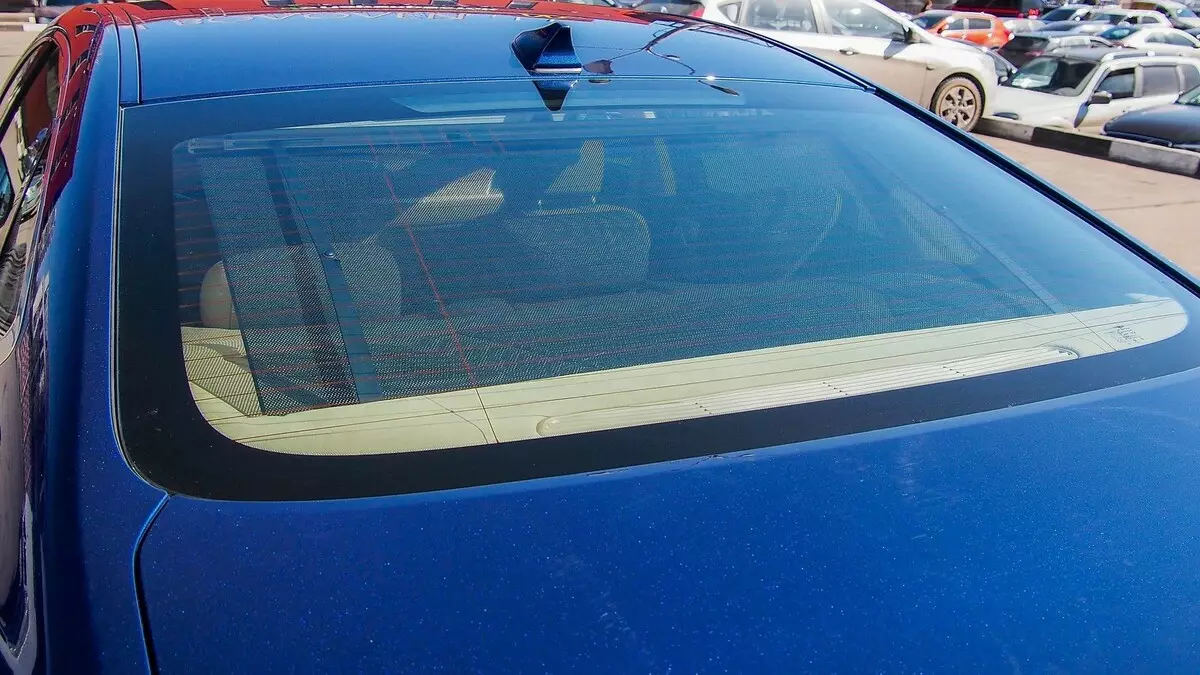 Gjeneza G80 Blue Rear Glass