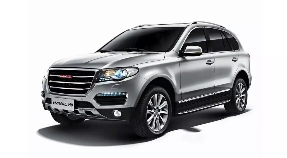 Haval chọrọ iweghachi H8 Clostver na Russia 33917_1