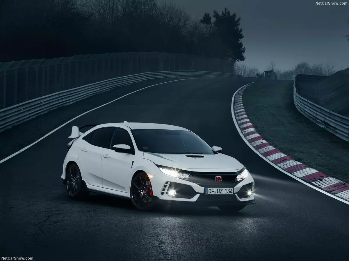 Honda Civic Type R kan een toename krijgen voor de voeding en vierwielaandrijving 33951_4