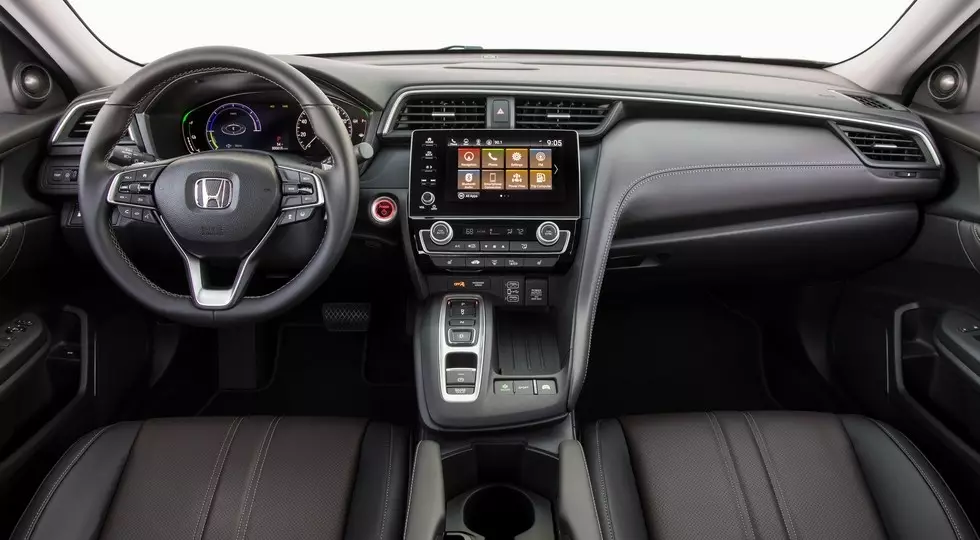 A la foto: Honda Insight of the New Generation