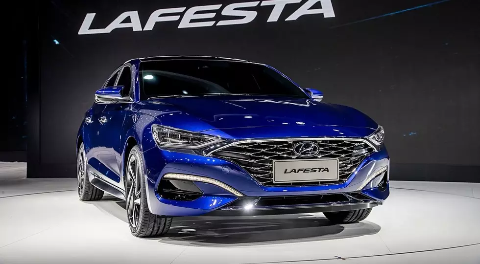 Hyundai_lafesta_01.