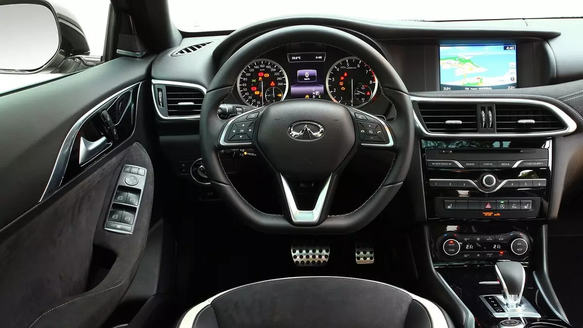 Hatchback Infiniti Q30 Россияга эки мотор менен келет 34105_3