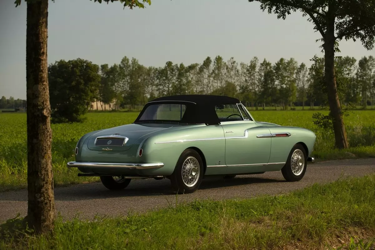 Ang bugtong Lancia Aurelia B52 Vignale Spider nga magamit alang sa Pagbaligya 34323_37