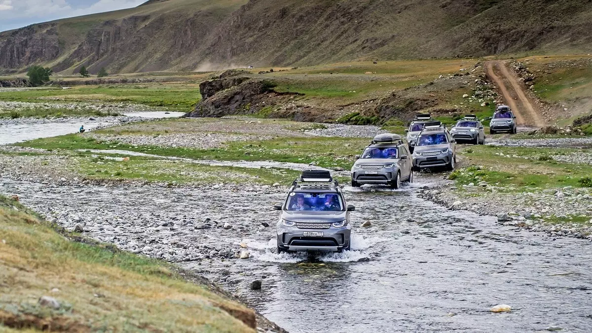 Krštenje vode: ekspedicijski testni pogon Land Rover Discovery 5 34333_18