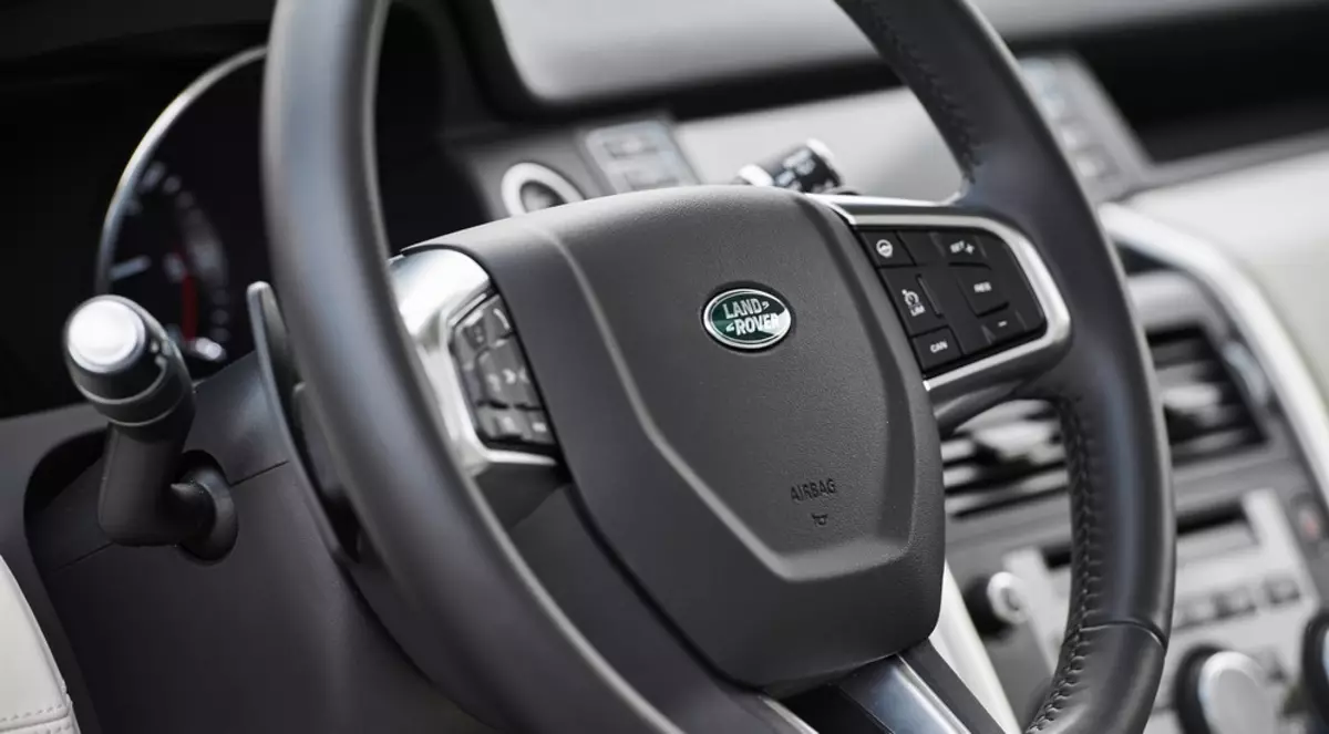 Lái thử Land Rover Discovery Sport: Không calo với ổ đĩa đầy đủ 34339_60