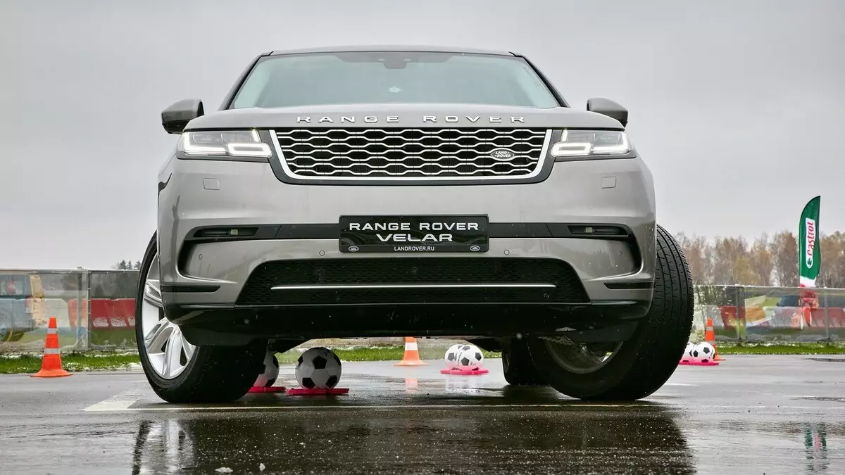 Паміж Спортам і Эвоком: першы тэст-драйв Range Rover Velar 34345_19