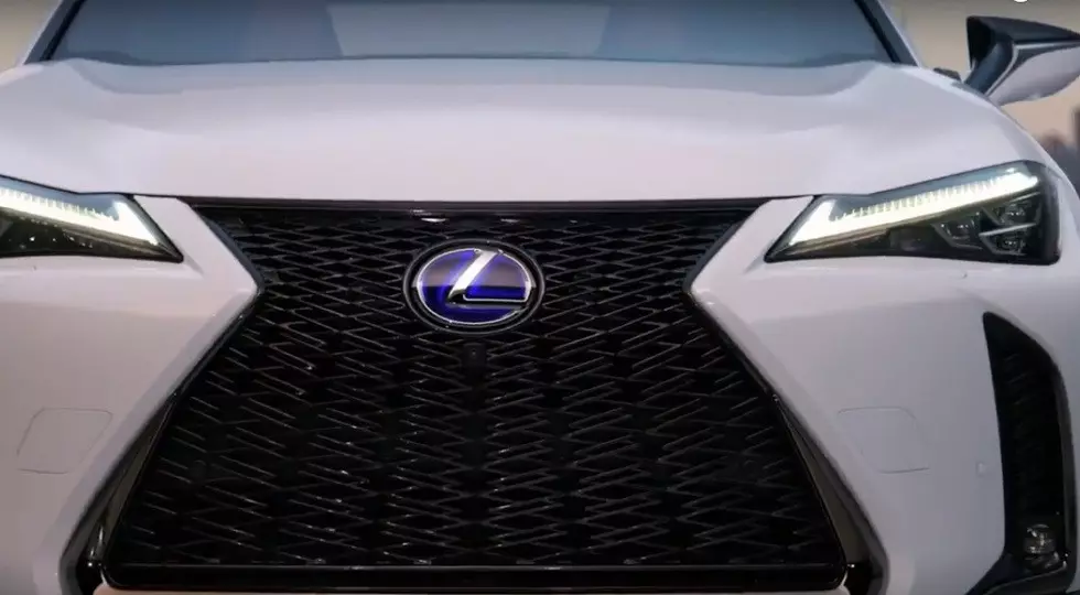 Раскрыты дызайн самага даступнага красовер Lexus 34387_4