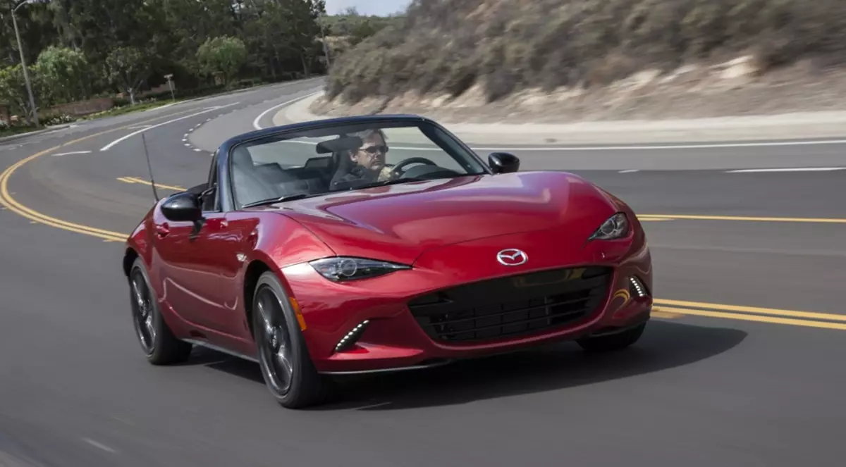 Cracked: The Mazda MX5 platform can be the basis for the new Toyota GT86 343_5