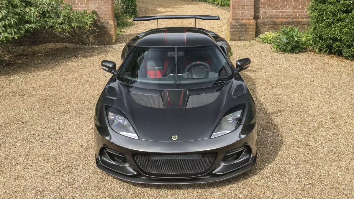 Lotus telah merilis mobil sport paling kuat dan termudah 34442_5