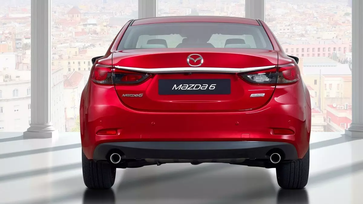 Wêreldverkope Mazda Fall, produksie groei 34518_2