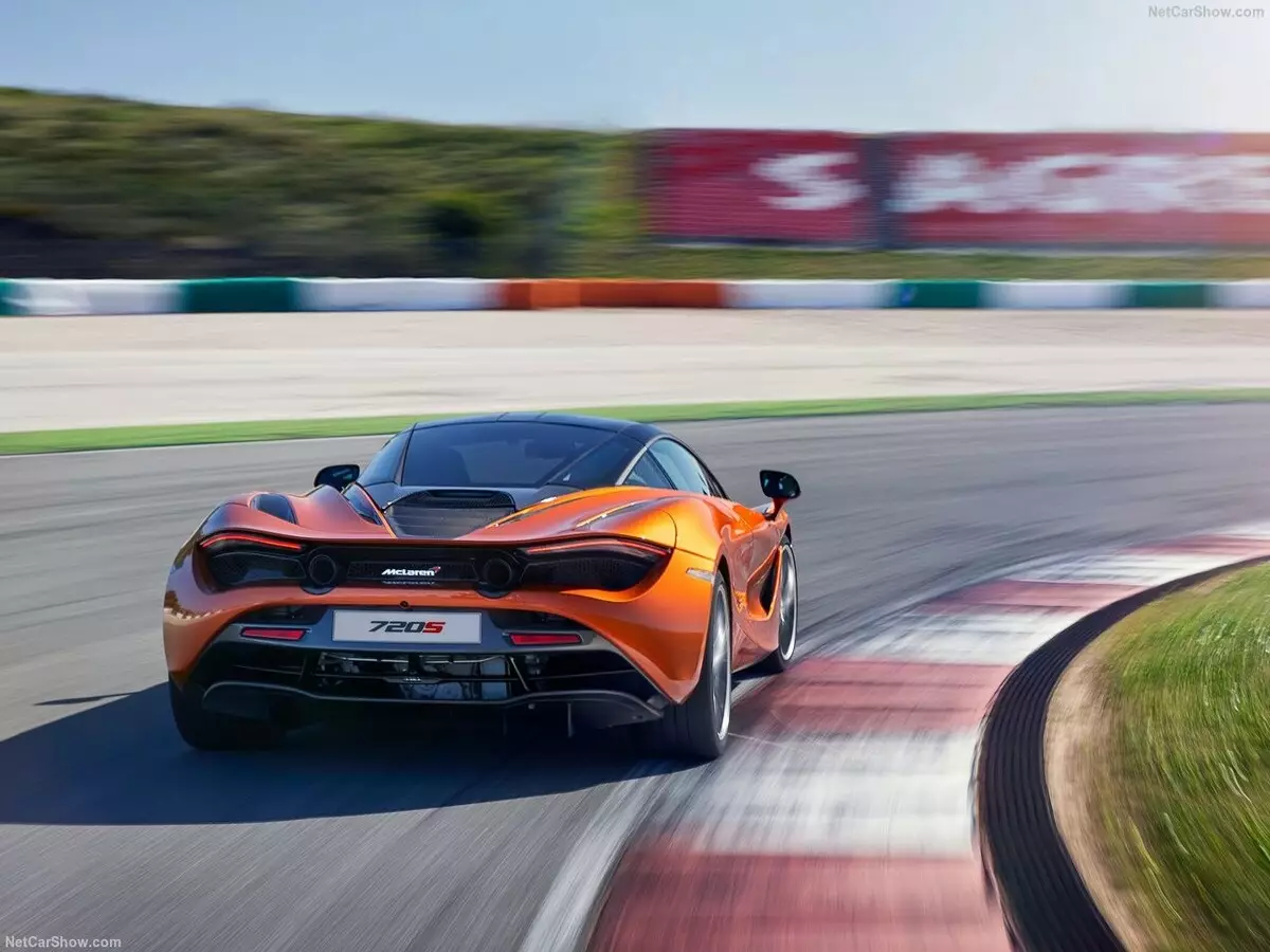 Առաջին MCLAREN 720S թեստերը. Հոյակապ շասսի եւ նվազագույն տուրբոլագ 34569_6