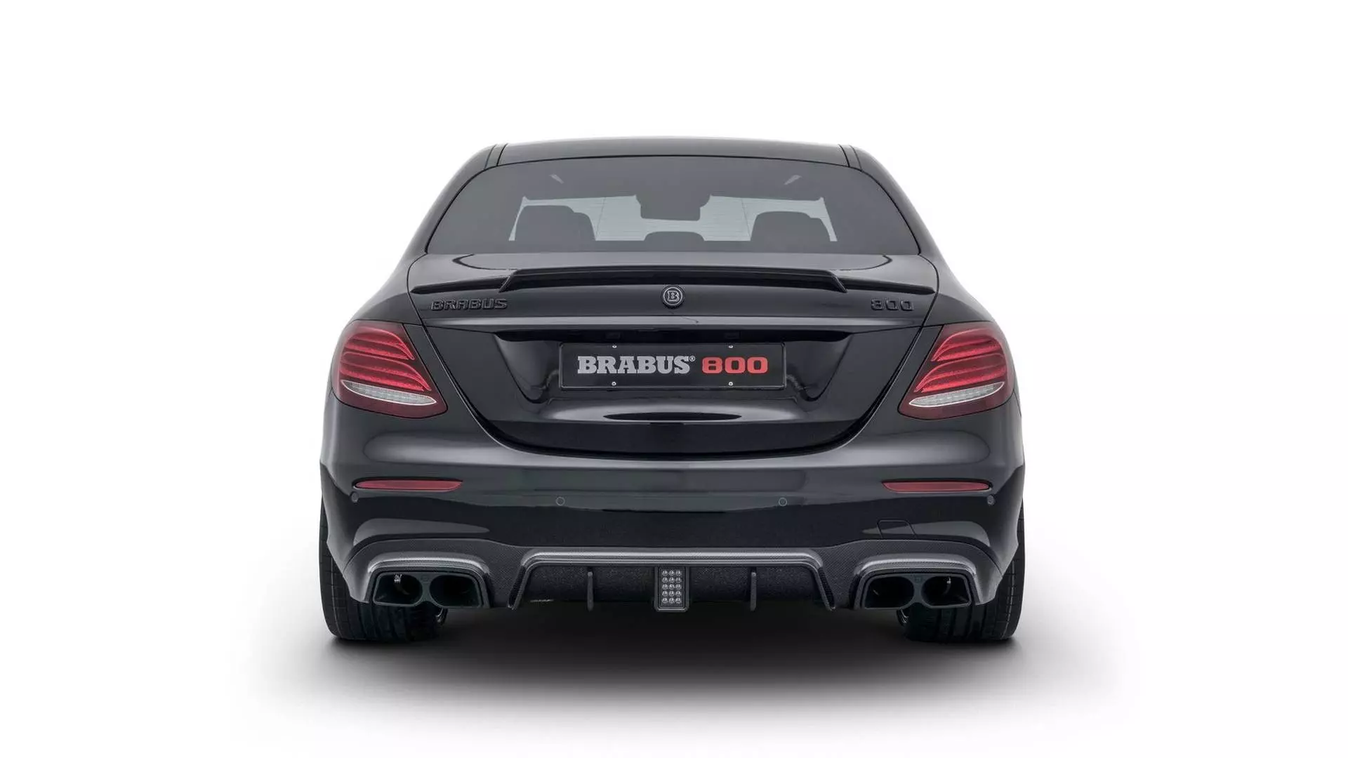 Brabus მოაქვს 800 ძლიერი სედანი ჟენევაში 34579_11